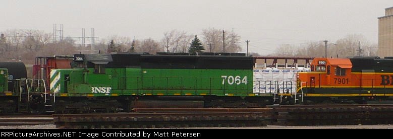 BNSF 7064